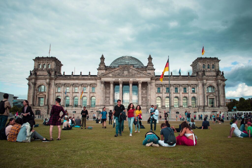 Brandenburger Tor: Vom Monument der Geschichte zur Attraktion von Heute ...